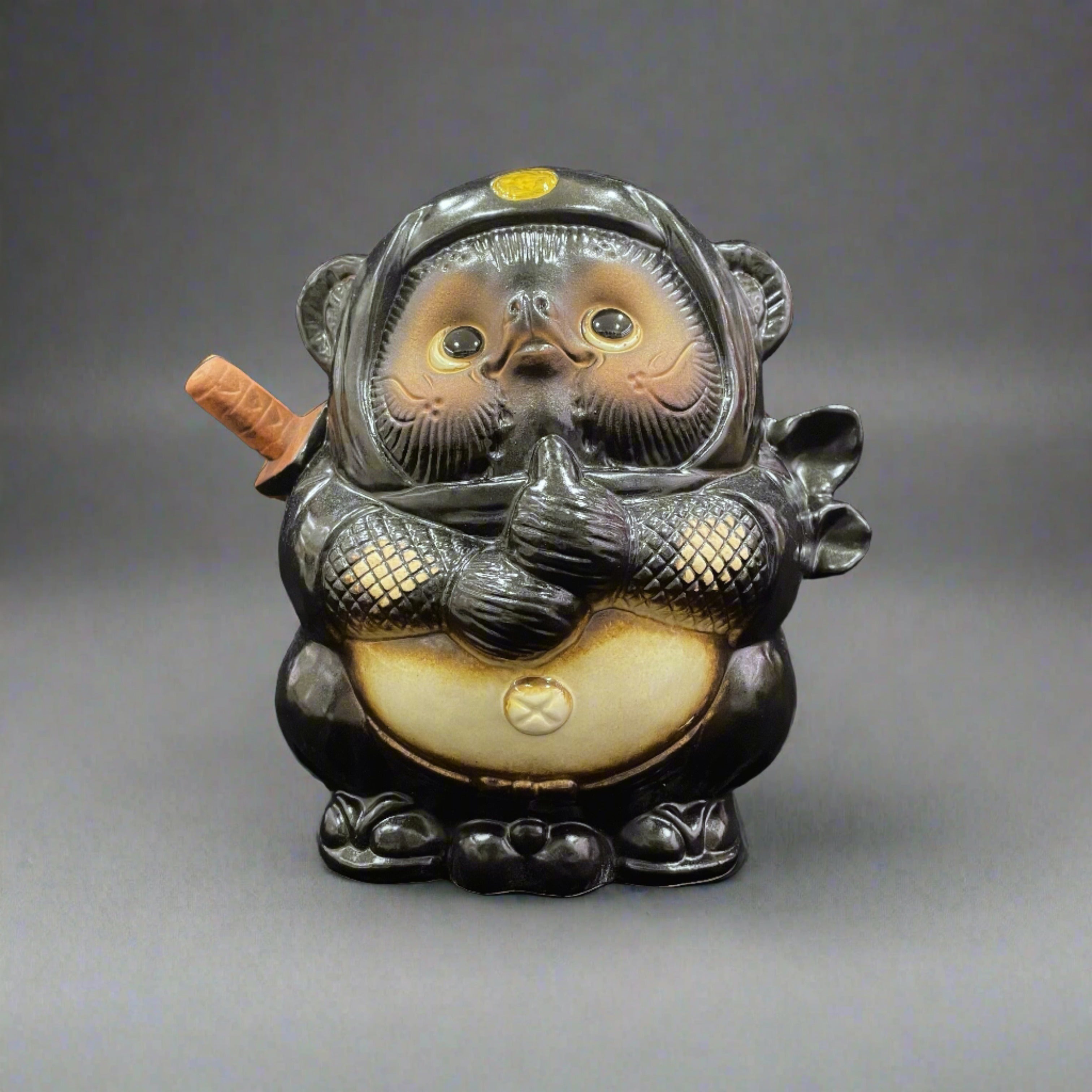 Shigaraki-ware Ninja Tanuki Statue Small - Black – Kakumei