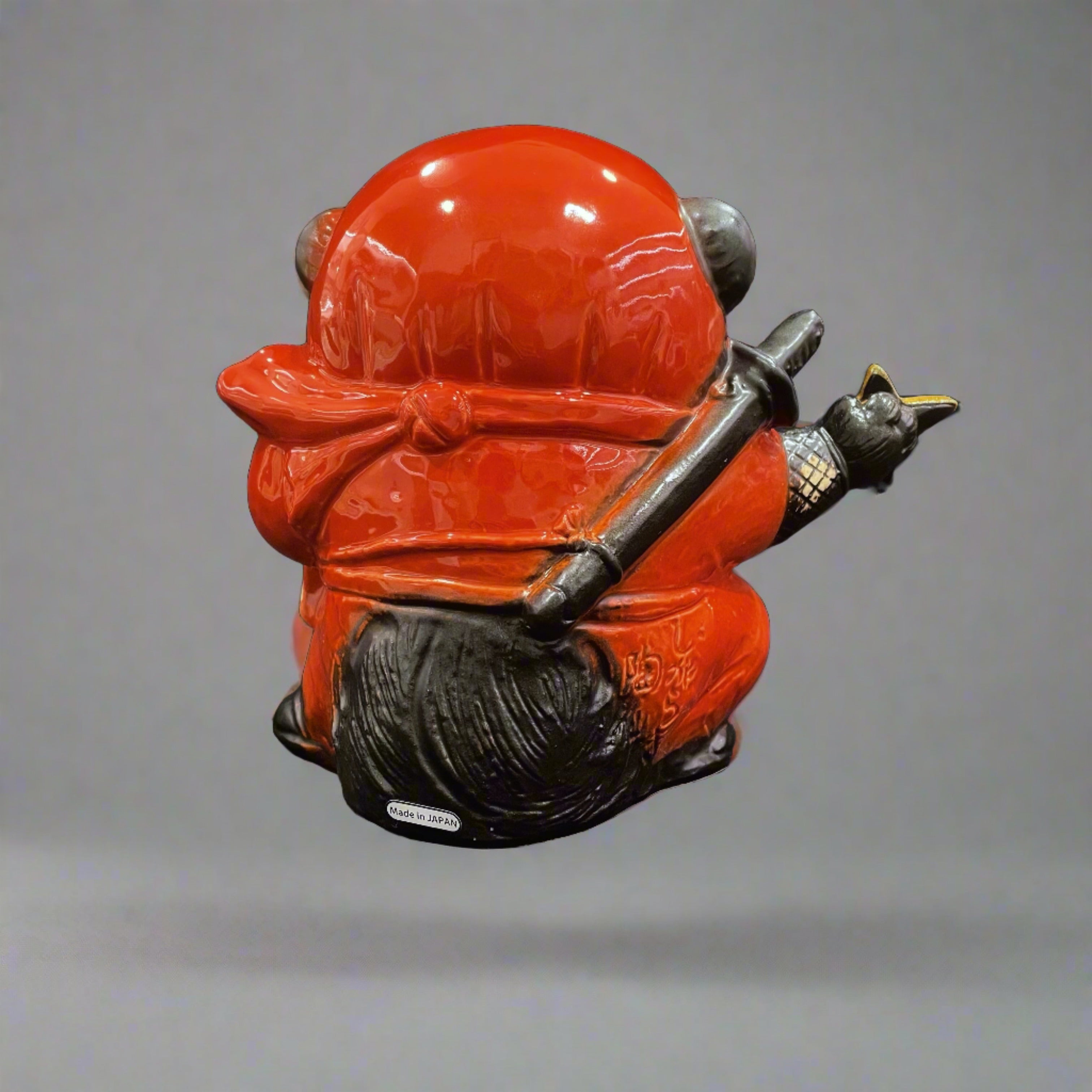 Shigaraki-ware Ninja Tanuki Statue Small - Red – Kakumei